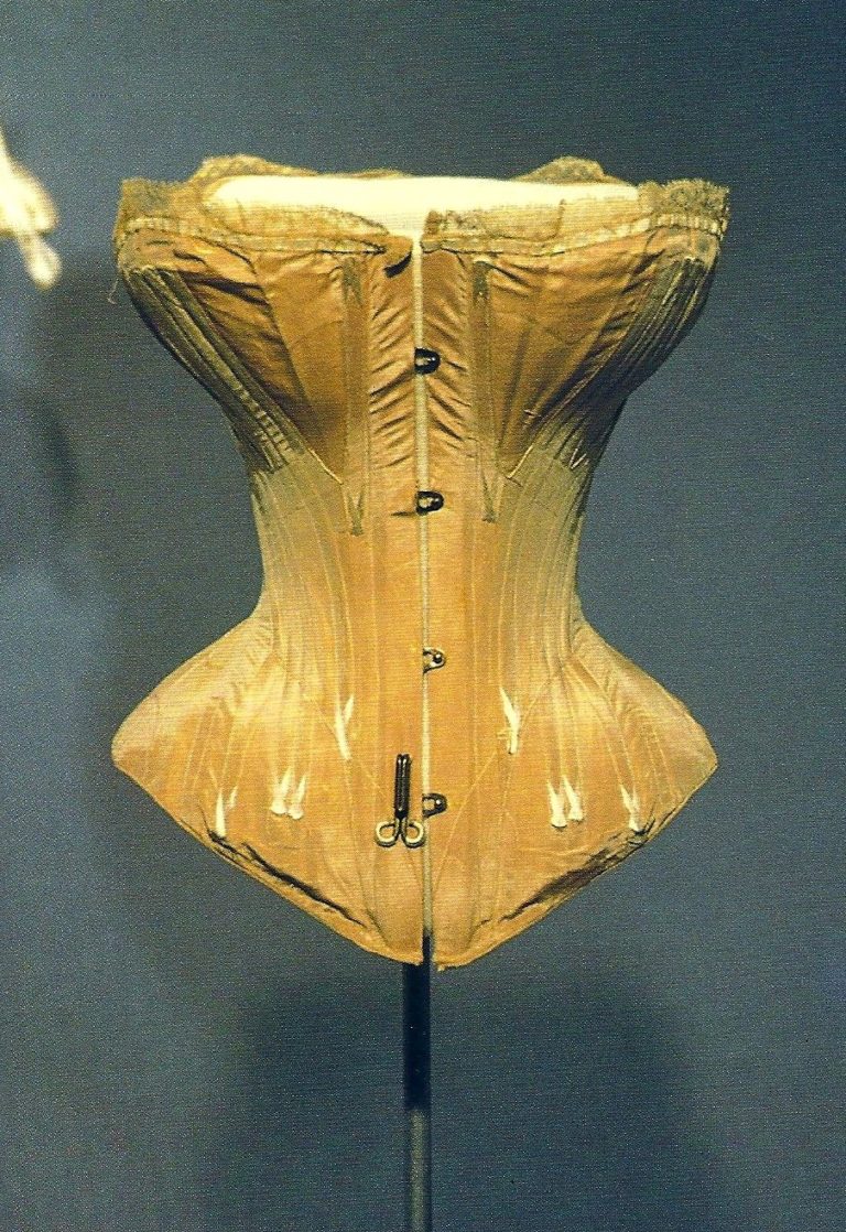 Make a victorian corset – free pattern – Lhauda